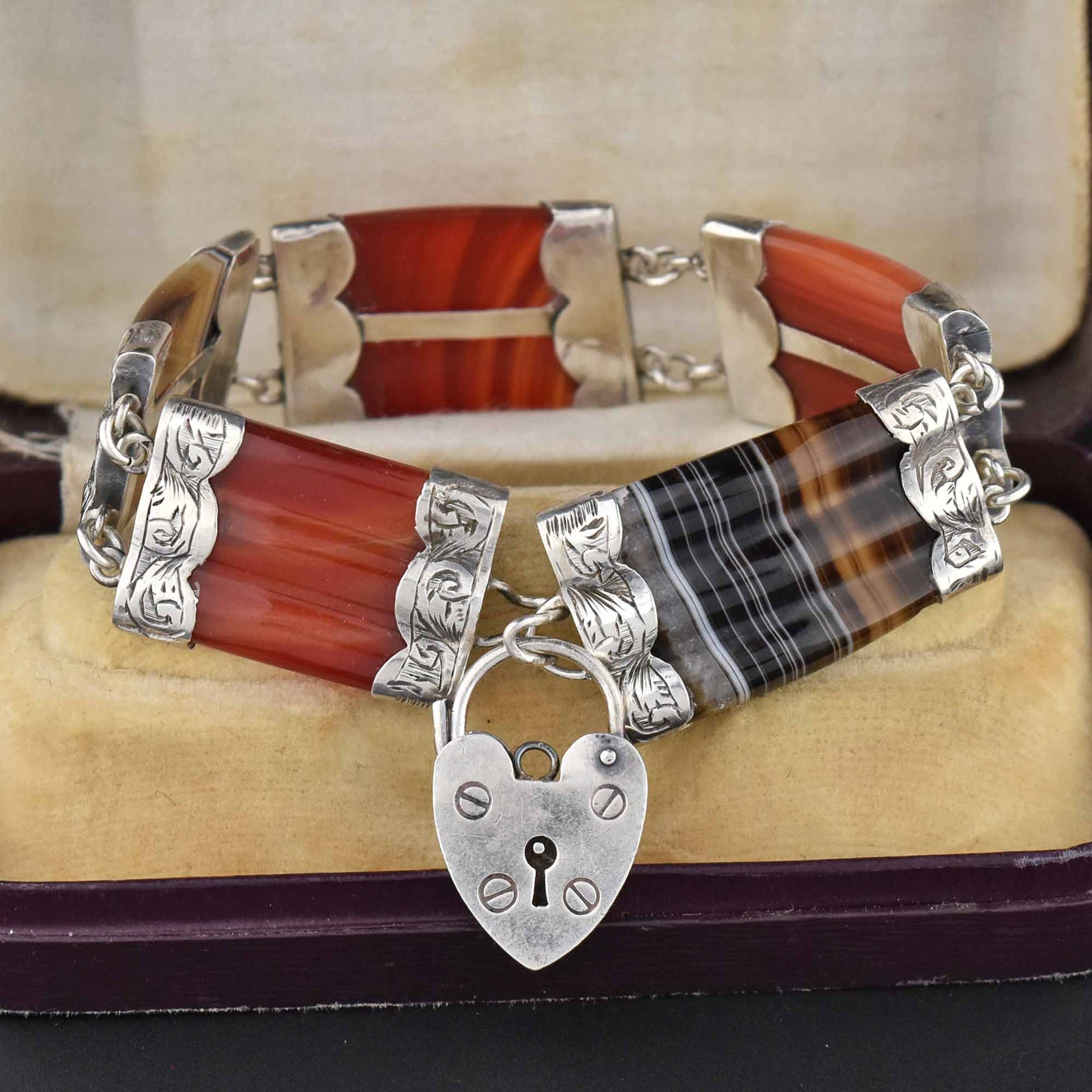 Vintage And Antique Bracelets - Vintage Bracelet Styles – Boylerpf