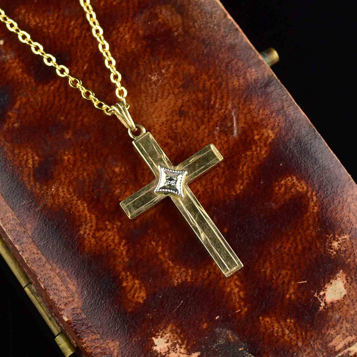 Vintage 10K Gold Diamond Cross Pendant Necklace – Boylerpf