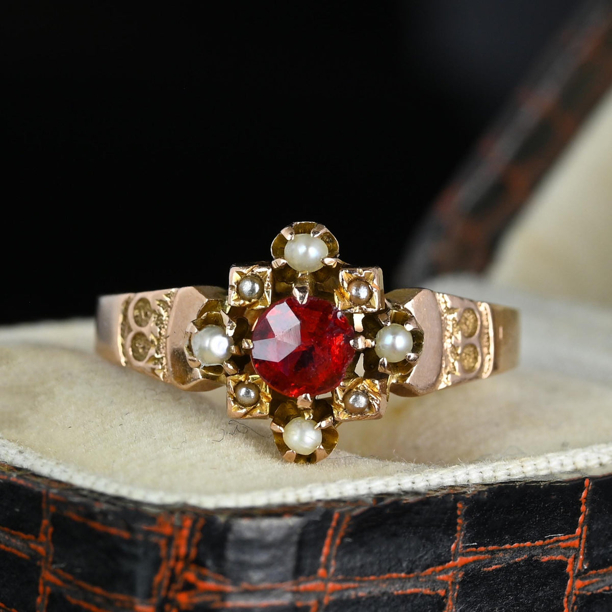 Antique Victorian Seed Pearl Rose Cut Garnet Ring – Boylerpf