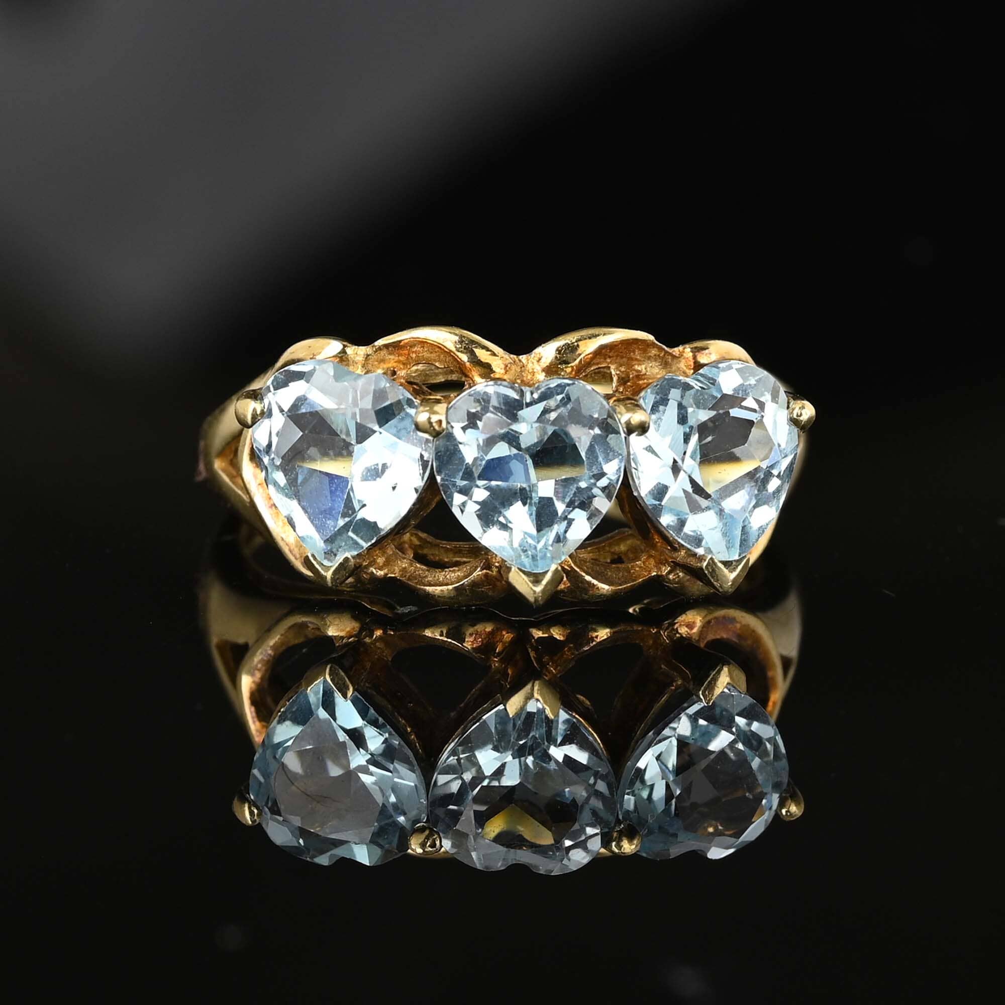 Vintage Three Stone Heart Cut Blue Topaz Ring in Gold – Boylerpf