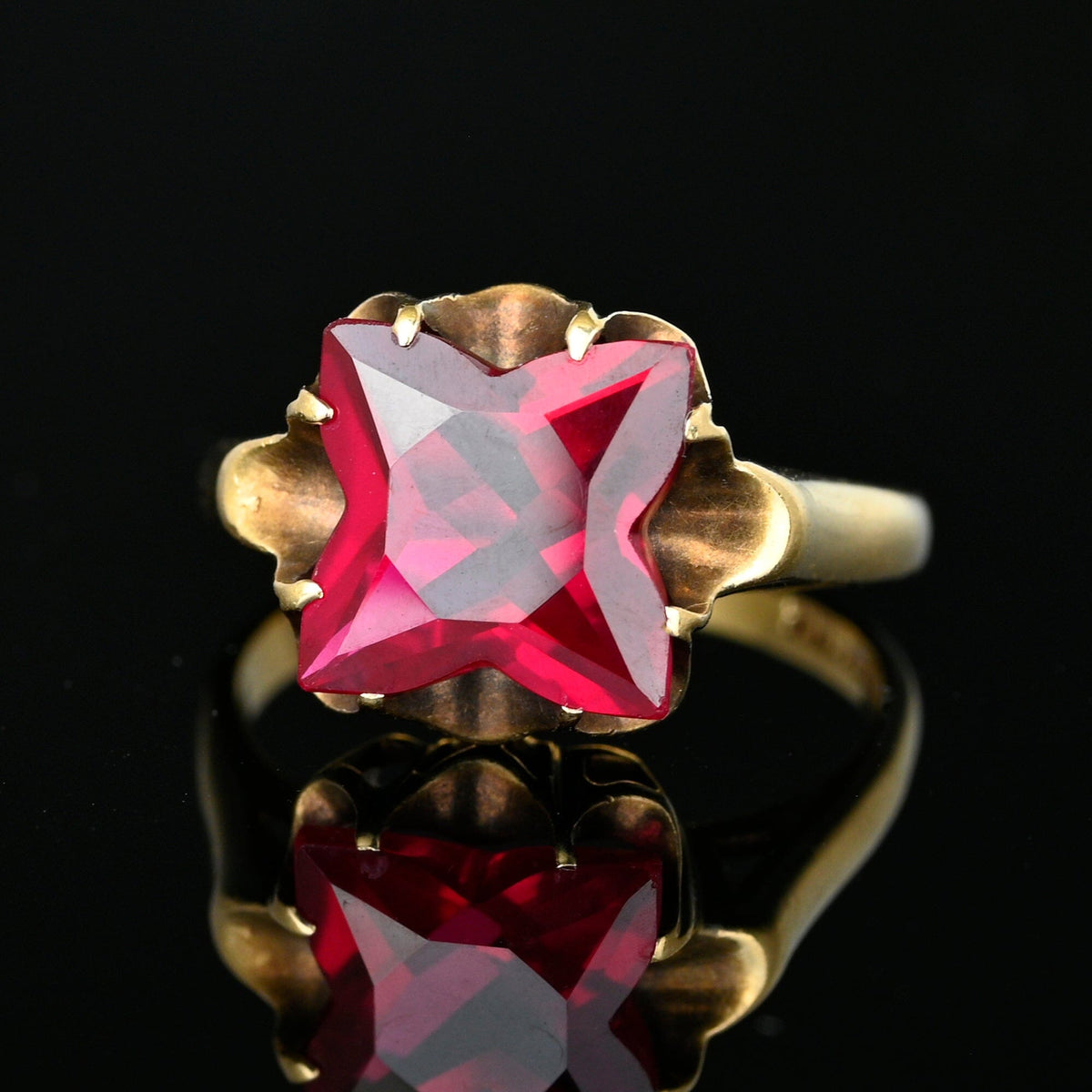 Vintage 10K Gold Buttercup Fancy Cut Ruby Ring – Boylerpf
