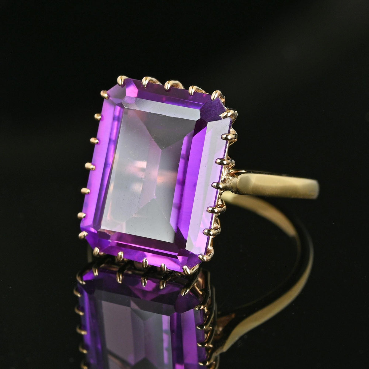 Gorgeous 14K Gold Rectangle Step Cut Purple Topaz Ring – Boylerpf
