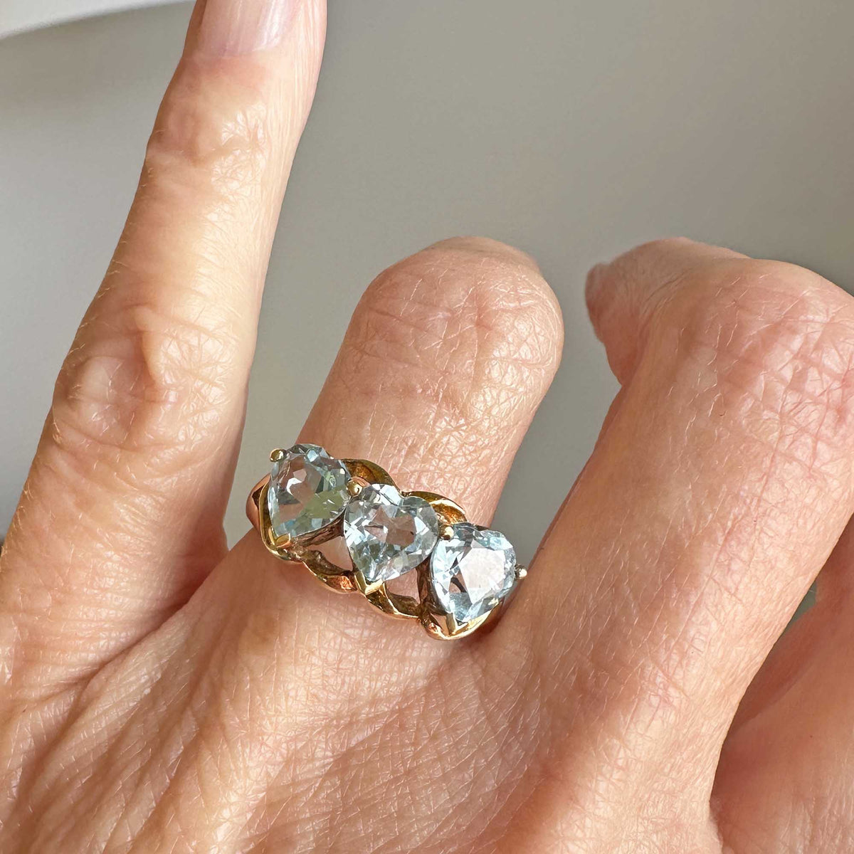 Vintage Three Stone Heart Cut Blue Topaz Ring in Gold – Boylerpf
