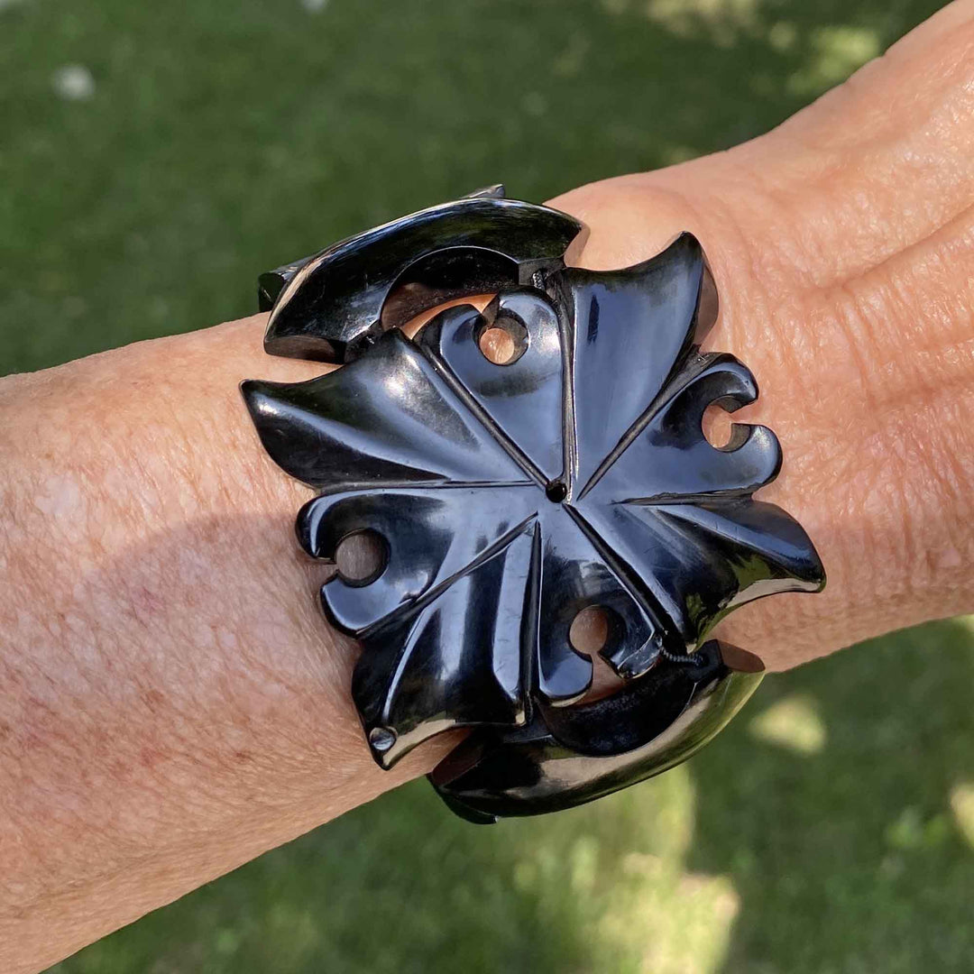 Authentic Wide Victorian Carved Whitby Jet Bracelet – Boylerpf