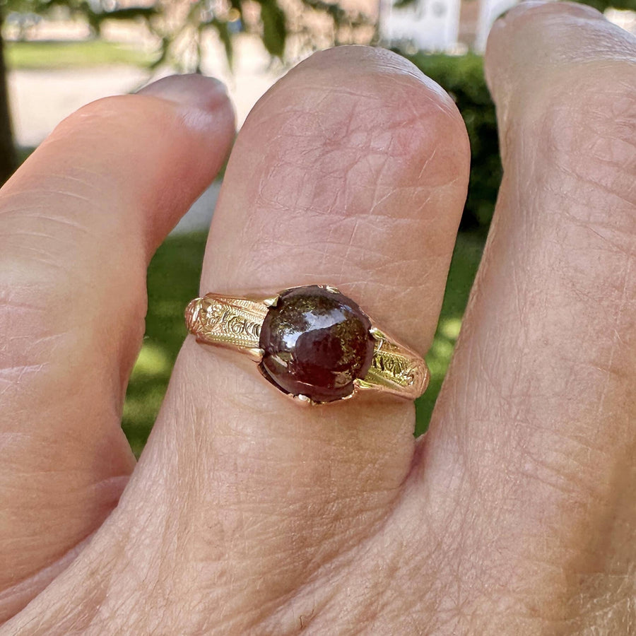 Antique Victorian Engraved Gold Cabochon Garnet Ring – Boylerpf