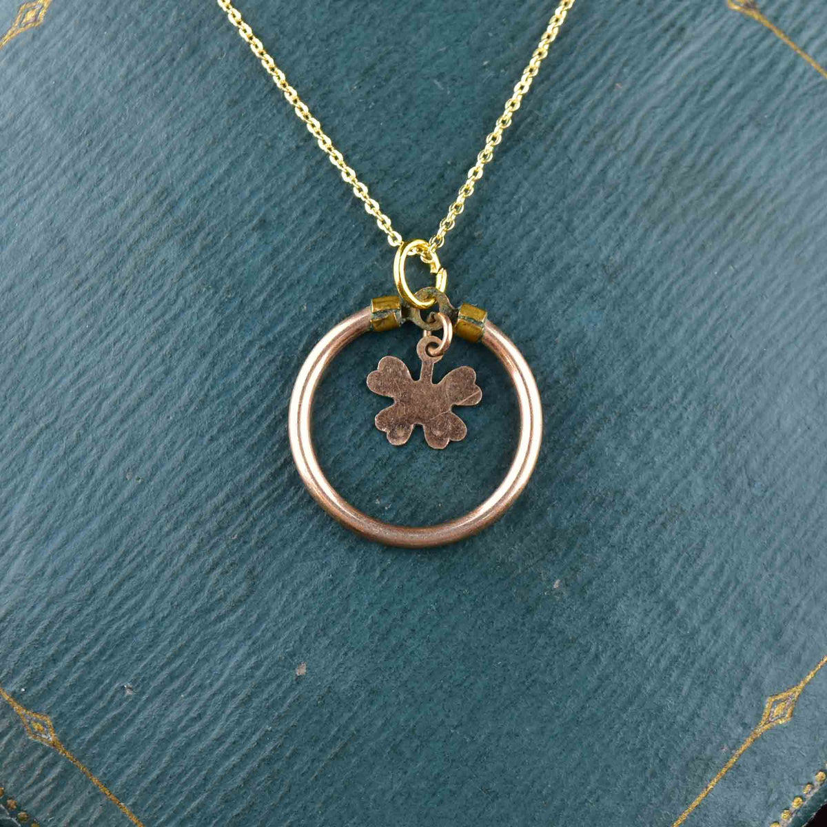 Vintage Shamrock Target Pendant Necklace – Boylerpf