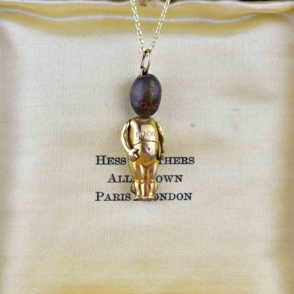 Antique Thumbs Up Touch Wood Pendant Necklace – Boylerpf