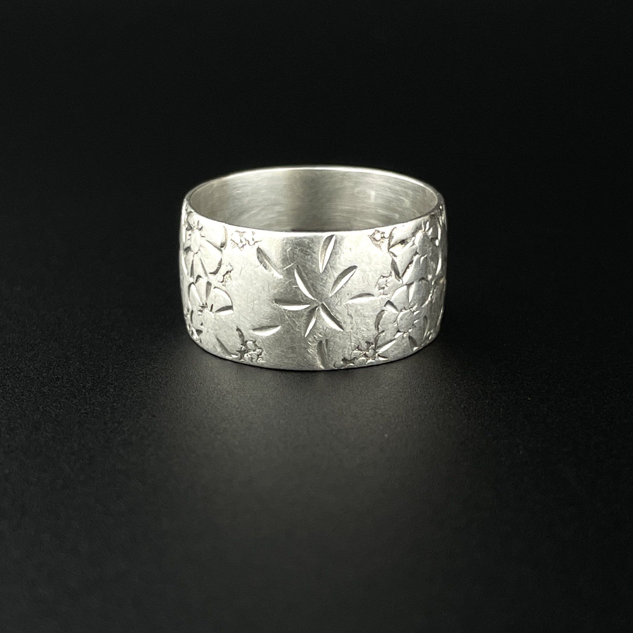 Antique Silver Engraved Forget Me Not Wide Ring, Sz 6.5 – Boylerpf