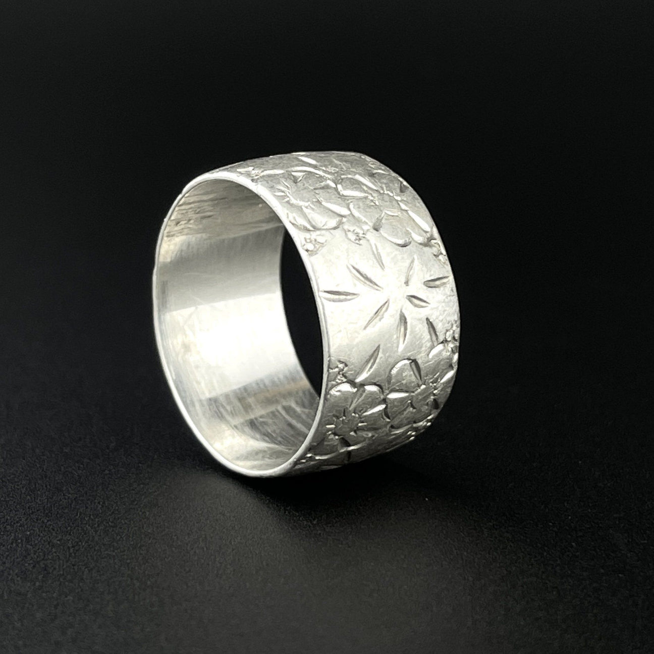Antique Silver Engraved Forget Me Not Wide Ring, Sz 6.5 – Boylerpf