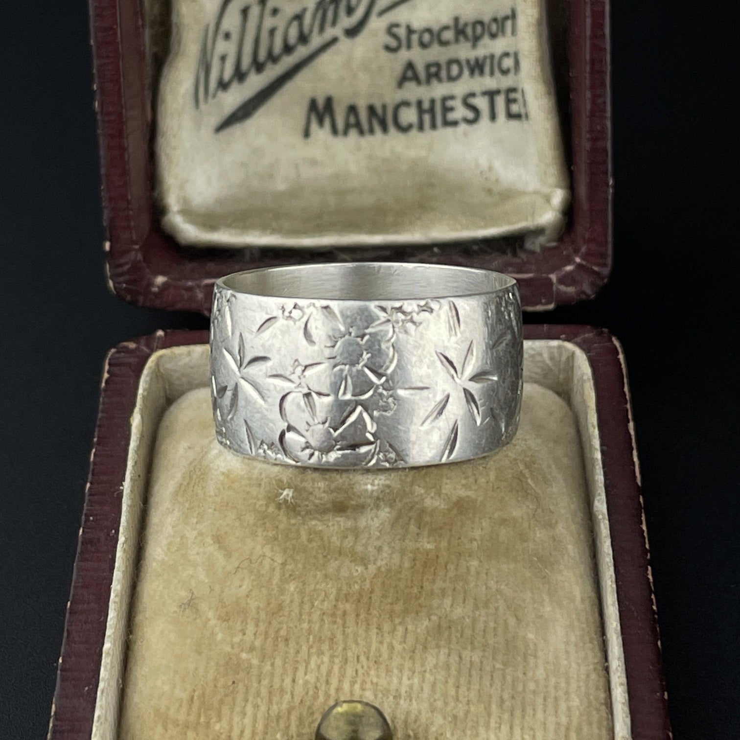 Antique Silver Engraved Forget Me Not Wide Ring, Sz 6.5 – Boylerpf