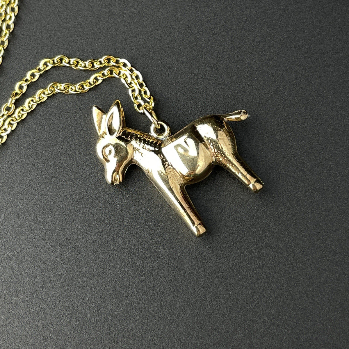 Vintage Gold Puffy Donkey Charm Pendant Necklace – Boylerpf